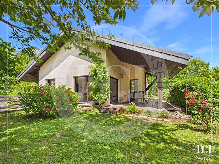 Maison 7 pièces à vendre - Saint-Nazaire-les-Eymes
