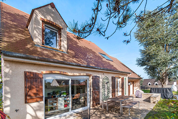 Maison à vendre - Chambourcy - 8 pièces - 5 chambres