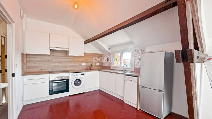 Appartement à louer - Centre Ville, Corbeil-Essonnes - 3 pièces - 2 chambres