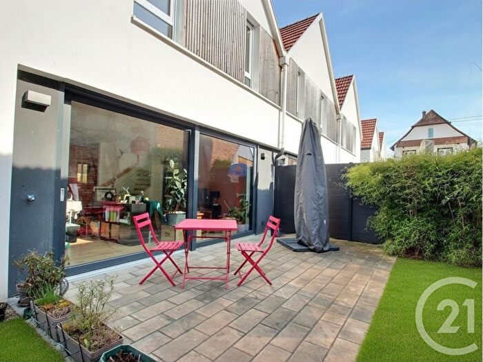 Maison à vendre - Oberhoffen-sur-Moder - 5 pièces - 3 chambres