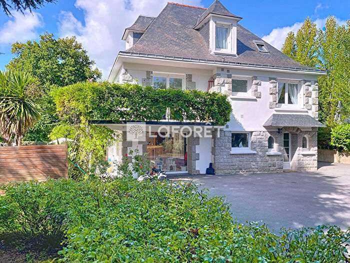 Maison à vendre - Saint-Nicolas-de-Redon - 8 pièces - 4 chambres