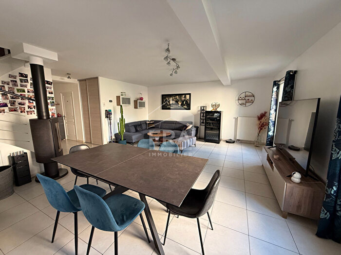 Maison à vendre - Brie-Comte-Robert, Centre-ville - 7 pièces - 5 chambres