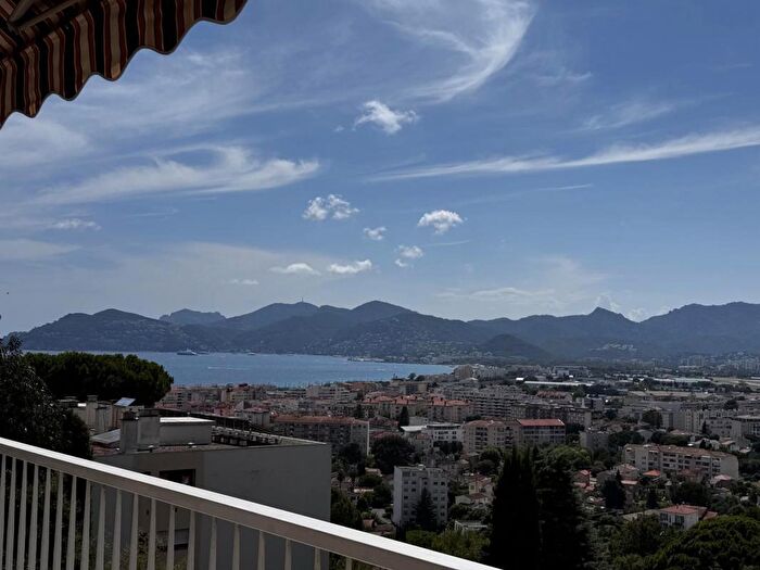 Appartement à vendre - Cannes, Croix des Gardes - 3 pièces - 2 chambres