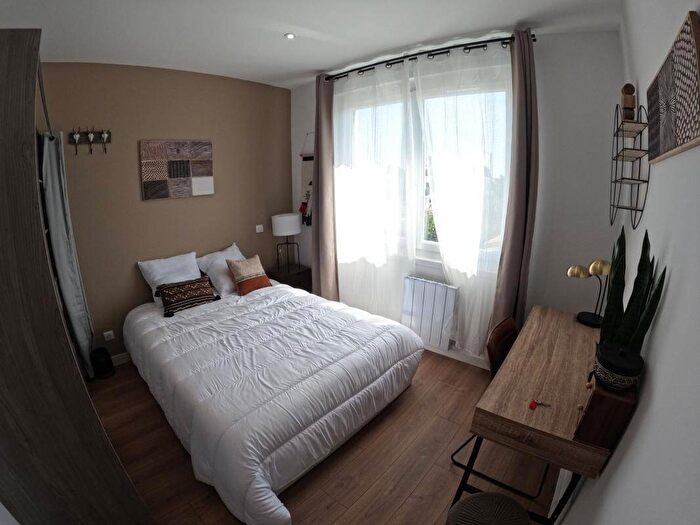 Appartement à louer - Goise-Champommier-Champclairot, Niort - 1 pièce - 11 chambres