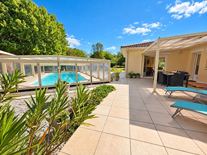 Étauliers : Maison 5 pièces à vendre