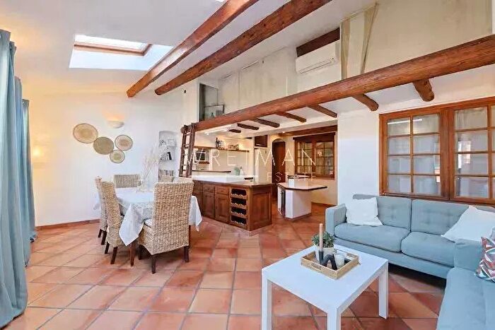 Appartement à vendre - Nice, Vieux Nice - 4 pièces - 3 chambres