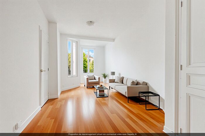 Appartement à vendre - Suresnes, Cité Jardins - 1 pièce