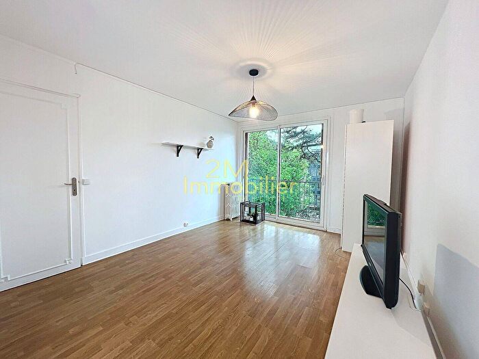 Appartement à louer - Centre, Melun - 4 pièces - 3 chambres