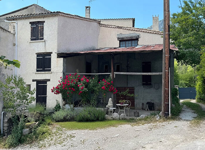 Castellane - Maison 5 pièces à vendre