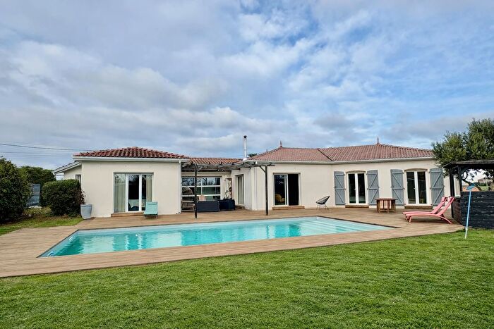 Maison à vendre - Saint-Lys - 6 pièces - 5 chambres