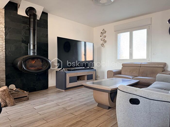 Maison à vendre - Rosnoën - 6 pièces - 4 chambres