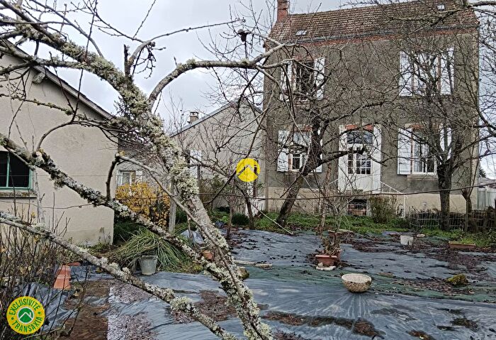 Maison à vendre - Bonnat - 5 pièces - 3 chambres