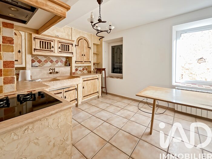 Appartement à louer - Goudargues - 3 pièces - 2 chambres