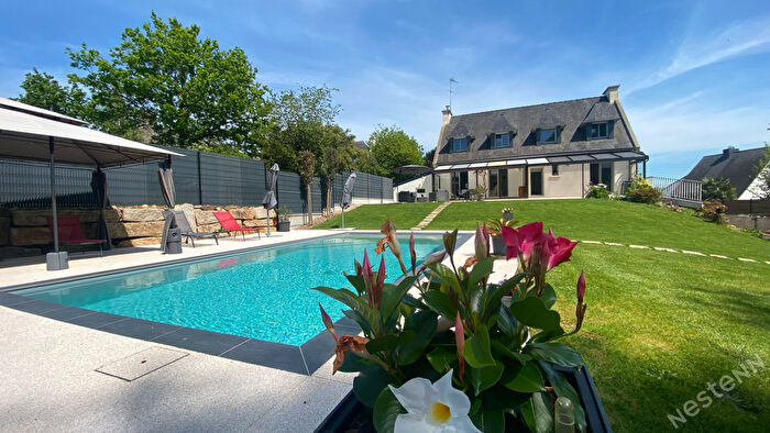 Maisons à vendre et appartements à louer - 1