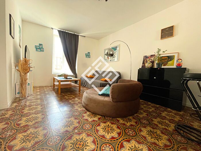 Maison à vendre - Escales - 6 pièces - 3 chambres