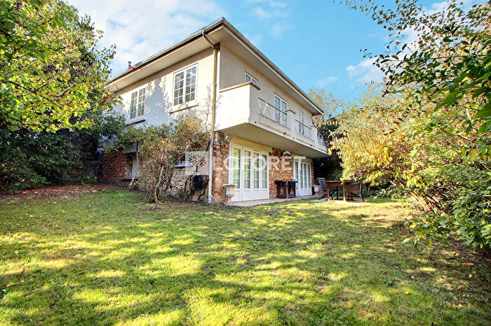 Maison à vendre - Suresnes, République - 7 pièces - 5 chambres