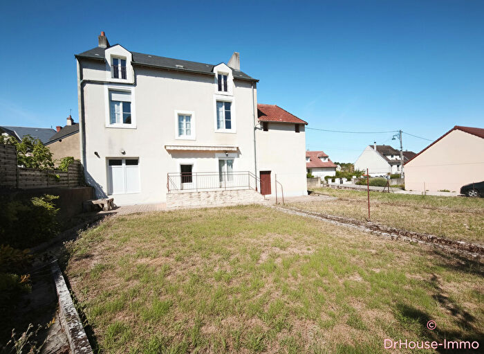 Maison 5 pièces à Argenton-sur-Creuse, à vendre