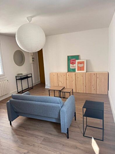 Centre Ville-Rive Gauche, Rouen : Appartement 2 pièces à louer