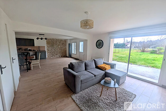 Maison à vendre - Pugnac - 4 pièces - 3 chambres