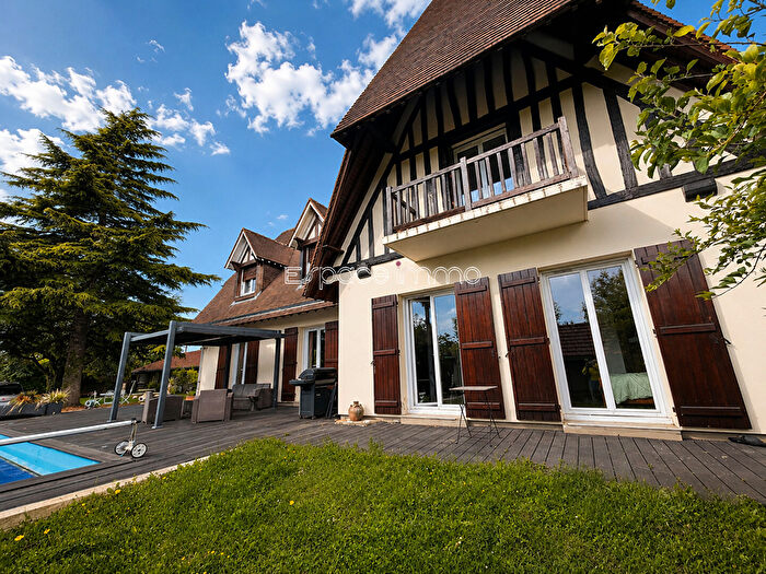 Maison 8 pièces à vendre à Bois-Guillaume, Mont Fortin, Grande Route