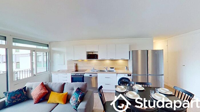 Appartement à louer - Télégraphe-Pelleport Saint Fargeau, Paris ème arrondissement - 1 pièce - 1 chambre