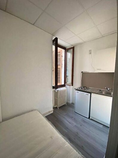 Appartement à louer - Centre Ville Nord, Aix-les-Bains - 1 pièce