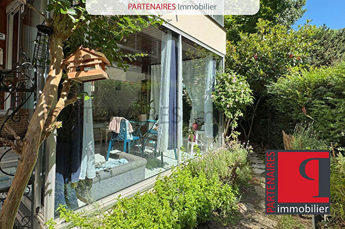 Appartement à vendre - Le Chesnay, Pré-Vert - 5 pièces - 3 chambres