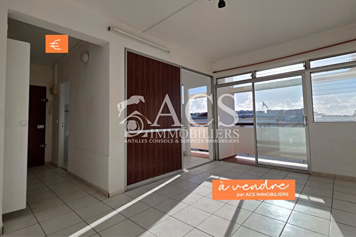Appartement à vendre - Fort-de-France - 2 pièces - 1 chambre