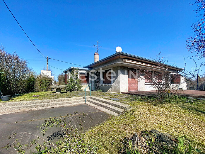 Maison à vendre - Yssingeaux - 6 pièces - 4 chambres