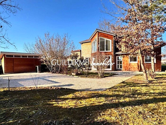 Maison à louer - Est, Dardilly - 5 pièces - 3 chambres