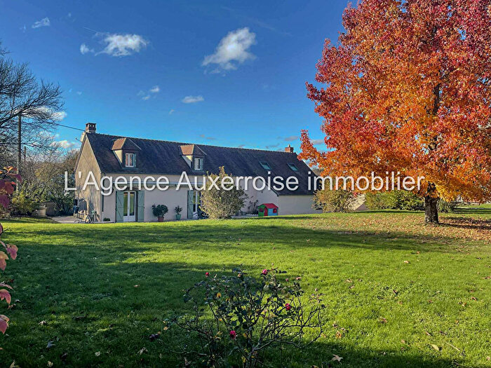 Maison à vendre - Toucy - 6 pièces - 4 chambres