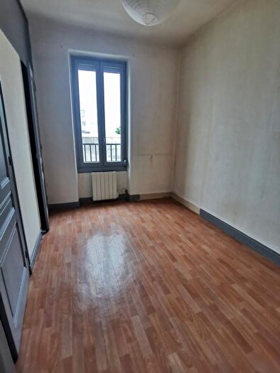 Villeurbanne, Buers : Appartement 3 pièces à louer