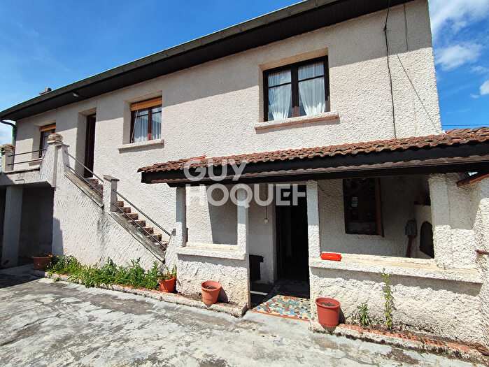 Maison à vendre - Bussy-Albieux - 9 pièces - 8 chambres