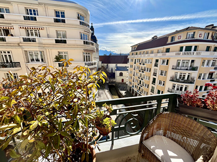 Appartement à vendre - Annecy, Centre-ville, Vieille ville, Marquisats - 2 pièces - 1 chambre