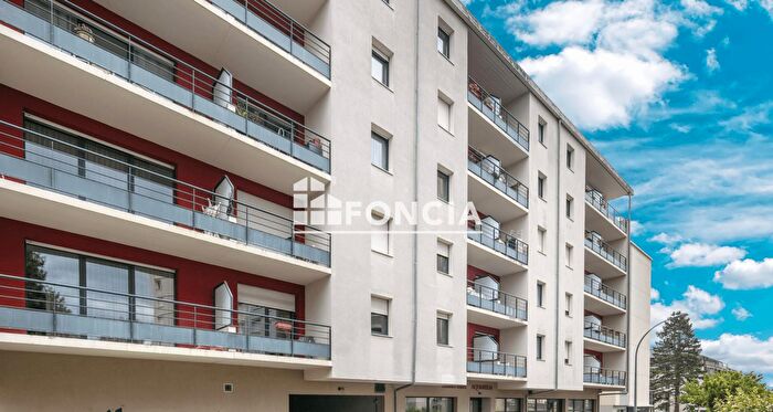 Appartement à vendre - Voiron, Centre-ville, Gare - 1 pièce