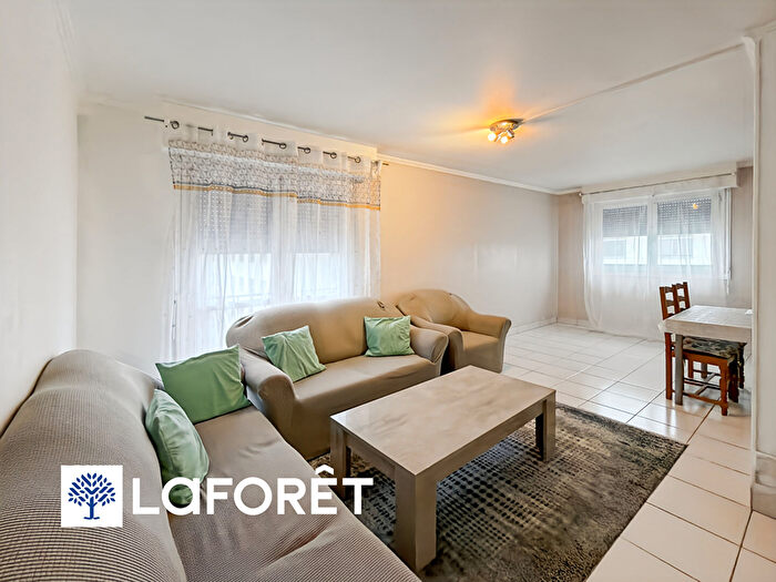 Appartement à vendre - Grigny, Tuilerie - 5 pièces - 3 chambres