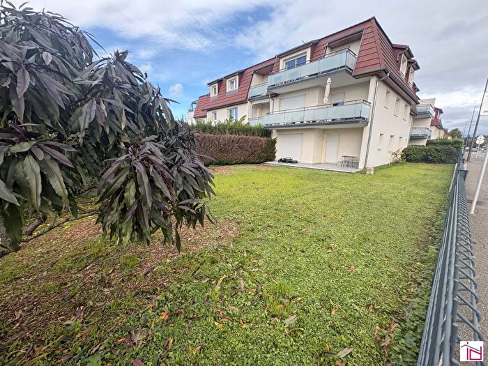 Appartement à vendre - Huningue - 3 pièces - 2 chambres