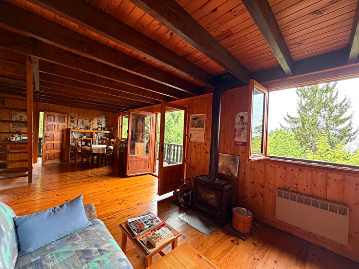 Maison 4 pièces à Lucéram, à vendre
