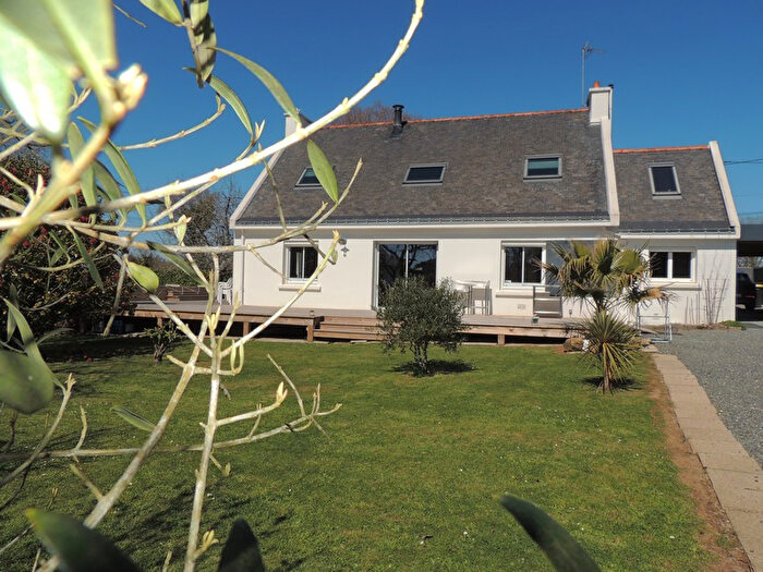 Maison à vendre - Pluvigner - 6 pièces - 5 chambres