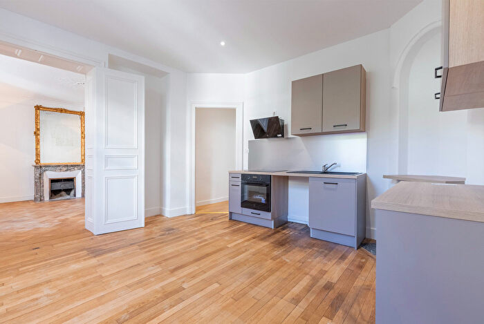 Appartement 4 pièces à Nancy, Saint-Pierre René II, Marcel Brot, à louer