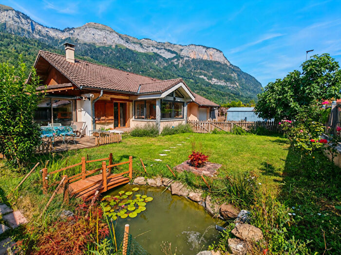 Magland : Maison 5 pièces à vendre