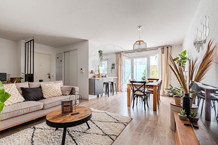 Appartement à vendre - Mérignac, Les Eyquems - 3 pièces - 2 chambres