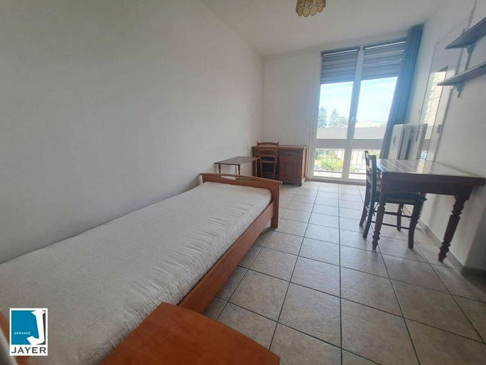 Centre, Chalon-sur-Saône : Appartement 1 pièce à louer