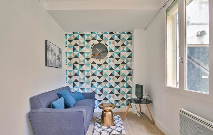 Appartement à louer - Saint-Germain-en-Laye, Centre-ville, Quartiers forestiers - 2 pièces - 1 chambre