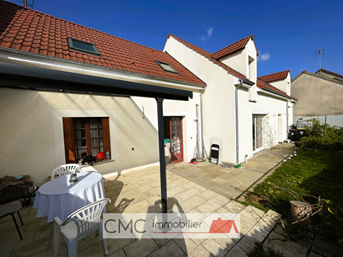 Maison à vendre - Luisant - 7 pièces - 5 chambres