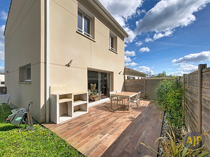 Maison à vendre - Castelnau-de-Médoc - 4 pièces - 3 chambres