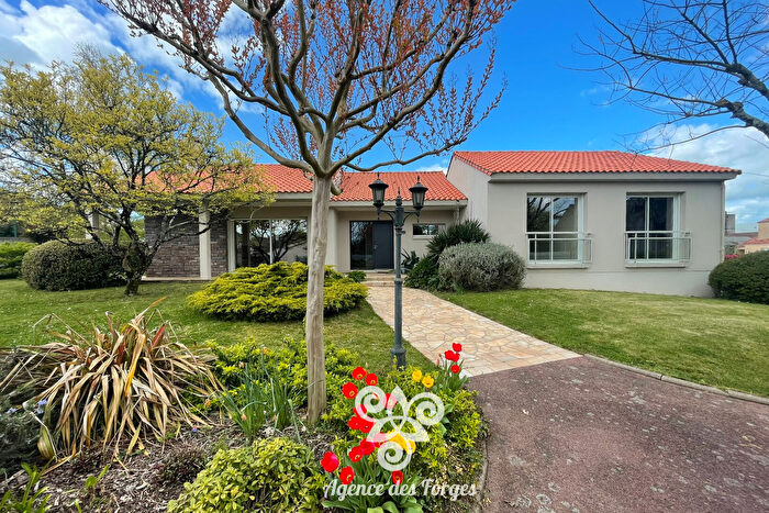 Maison à vendre - Vallet - 8 pièces - 4 chambres