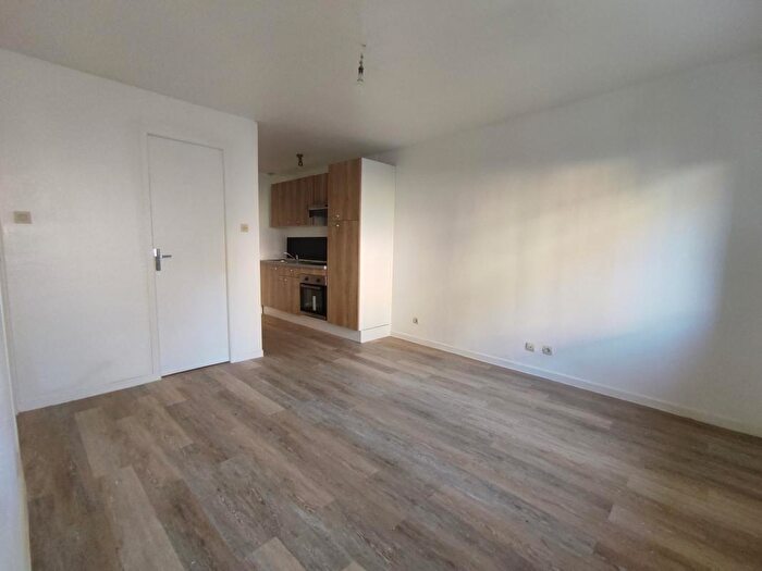 Appartement 2 pièces à Essert, à louer