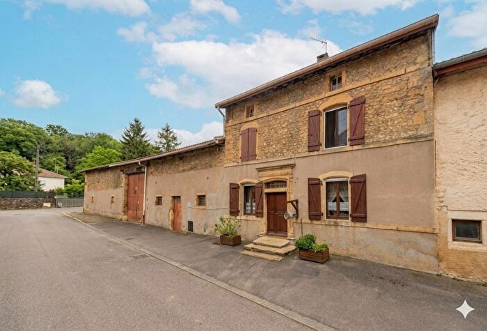 Maison 9 pièces à Mercy-le-Bas, à vendre