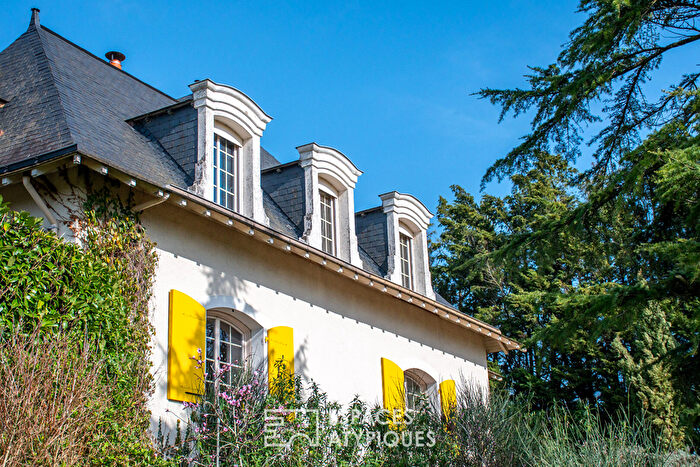 Maison à vendre - Chalonnes-sur-Loire - 8 pièces - 5 chambres